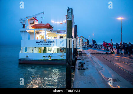 Island Wangerooge, Ostfriesland, pier, ferry to the mainland,East ...