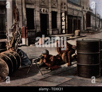 Civil War in China . Chinese artillery on the march . This picture ...