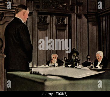 Adolf Hitler during a speech, 1930 Stock Photo: 94220792 - Alamy