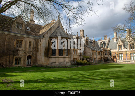 Gonville and Caius College Chapel Entrance, Cambridge, England, UK ...