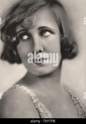 Portrait of Maria Corda (2) - Silent movie era Stock Photo - Alamy