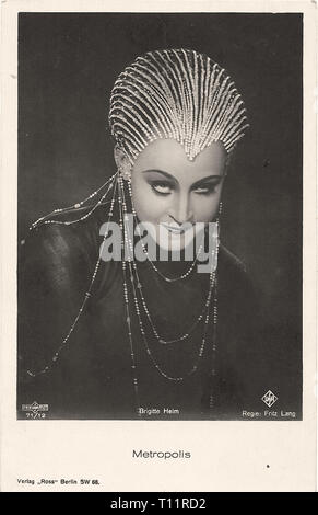 Portrait of Brigitte Helm in Metropolis (1927) - Silent movie era Stock ...