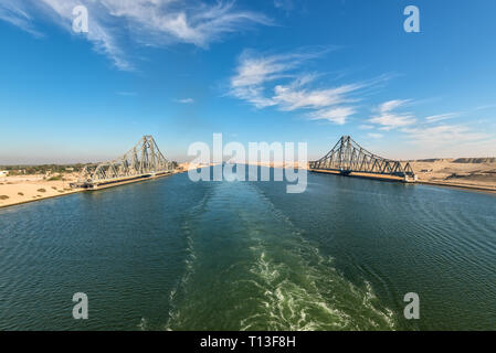 El Ferdan Railway swing Bridge is the longest in the world. Suez Canal ...