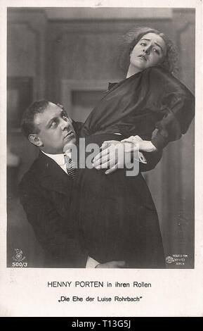Promotional photography of Emil Jannings and Henny Porten in Kohlhiesels Töchter (1920) - Silent ...