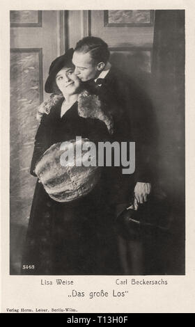 Portrait of Lisa Weise and Karl Beckersachs in Gänseliesel (1918 ...