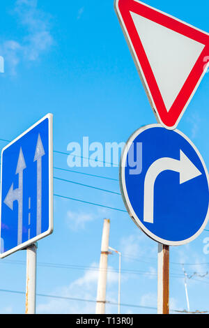 Proceed right only warning sign, Traffic sign label, Compulsory turn ...