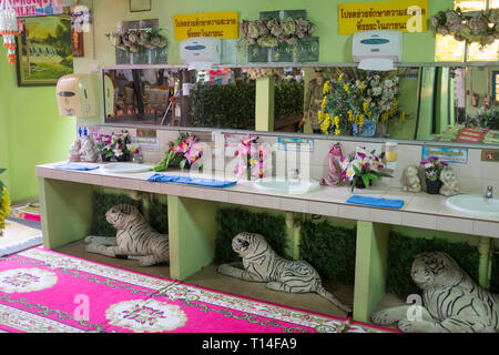 Wat Tha Ka Rong Ayutthaya Thailand Stock Photo - Alamy