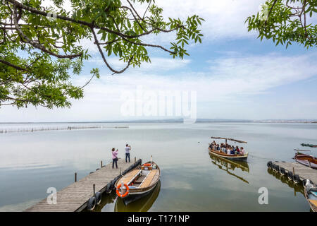 Trip boats with tourists on the Albufera lake in Valencia, Spain Stock ...