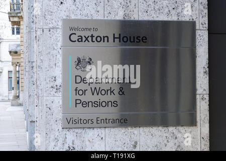 Entrance to Caxton House, the Department for Work and Pensions (DWP ...
