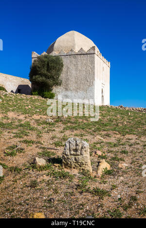 Moroccan architecture, the facade of a white building in Morocco ...