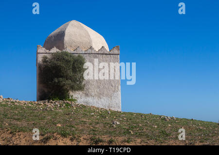 Moroccan architecture, the facade of a white building in Morocco ...