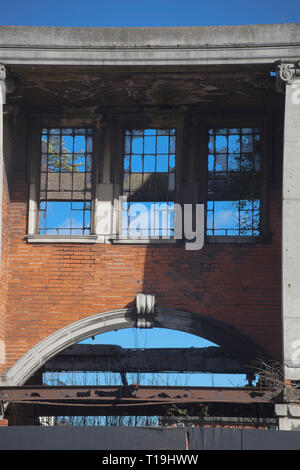 WW2 Air Raids Hull WW2 Bomb damage in Hull city centre after an air ...
