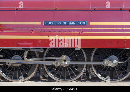 LMS Coronation Class 6299 Duchess of Hamilton streamlined steam ...
