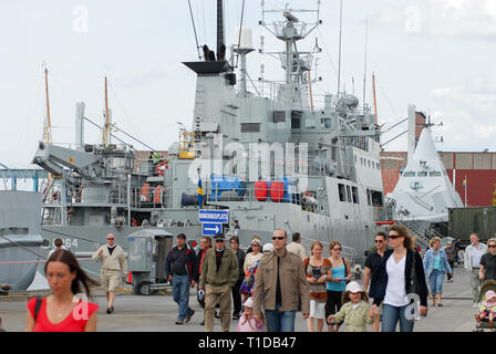 HSwMS Härnösand K33 Visby-class corvette, HSwMS Trossö A264 auxiliary ...
