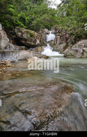 Noahs Ark Creek Waterfall at Paluma Range National Park, Townsville ...