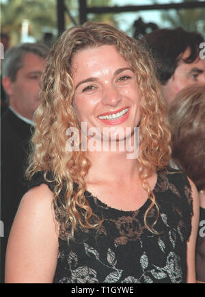 Danielle Cormack & Linus Roache Film: Siam Sunset (1999) Characters ...