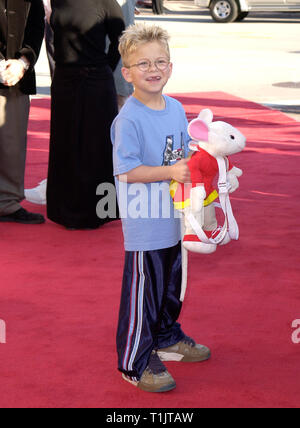 JONATHAN LIPNICKI STUART LITTLE WORLD PREMIERE LONDON ENGLAND 16 July ...