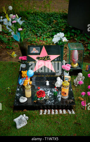 Grab, Dirk Bach, Melaten-Friedhof, Aachener Strasse, Lindenthal, Koeln ...