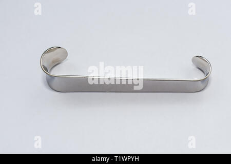 surgical retractor, KILNER CHEEK RETRACTOR DOUBLE ENDED Stock Photo - Alamy