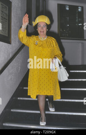 The Queen Elizabeth impersonator Jeanette Charles Stock Photo - Alamy