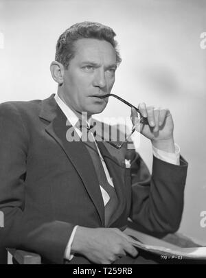 The Shiralee (1957) Peter Finch, Date: 1957 Stock Photo - Alamy