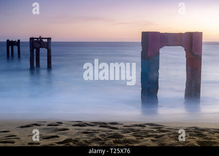 Old Davenport Pier, Santa Cruz, California, USA Stock Photo - Alamy