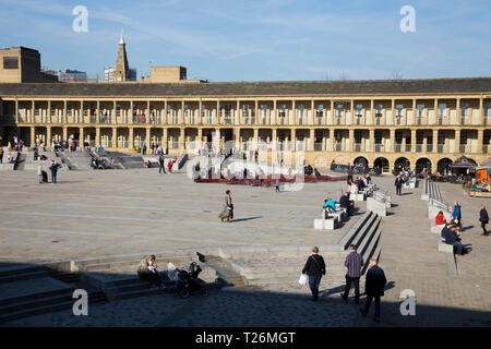 Colonnade / colonnades / balcony / balconies – North Wall – of The ...