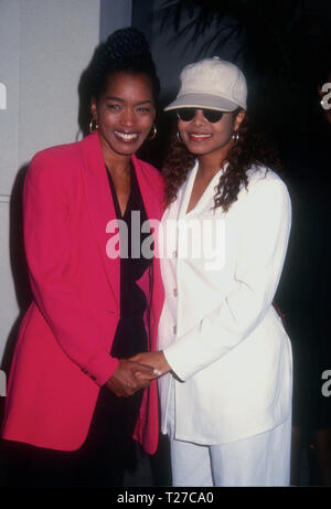 BEVERLY HILLS, CAQ - MARCH 8: Singer Janet Jackson and boyfriend Rene ...