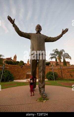 The Statue of Nelson Mandela at the Union Buildings, Pretoria, South ...