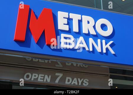 Metro Bank, Reading, Berkshire, England, UK, GB Stock Photo - Alamy
