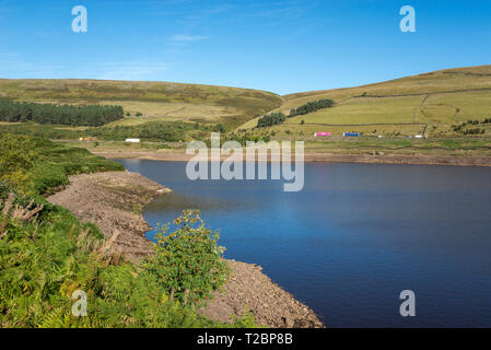 The Woodhead Reservoir, Longdendale (A628 road), Peak National Park ...