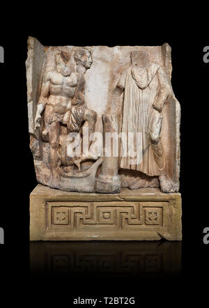 Roman Sebasteion relief sculpture of Aineas’ flight from Troy ...