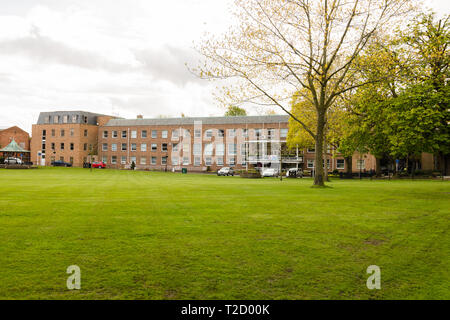 Local Government in the UK: Wrexham Guildhall Town Hall , north Wales ...
