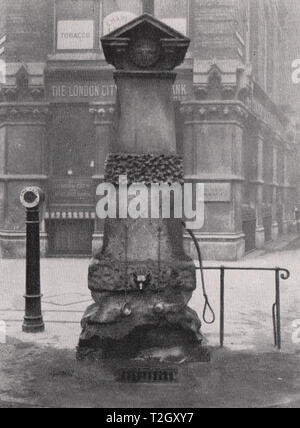 The aldgate pump London Stock Photo - Alamy