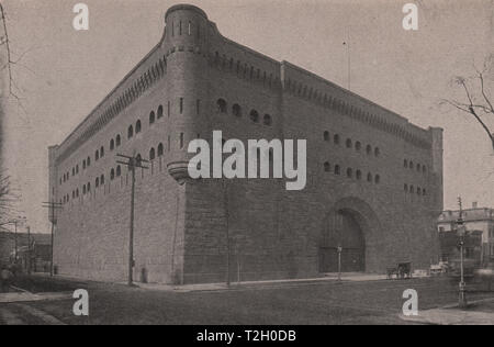 The First Regiment Armory, Michigan Avenue, Chicago, Illinois, USA ...