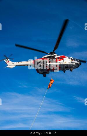 Rescue operation, Norvegian rescue service Sysselmannen, Svalbard ...