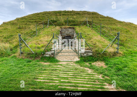 Maeshowe, Stone Age chambered tomb, 5000 years old, Neolithic building ...