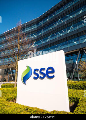 Modern Office Buildings SSE Power Company, Reading, Berkshire, England ...