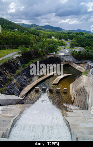 Lake Spillway Sign Stock Photo - Alamy