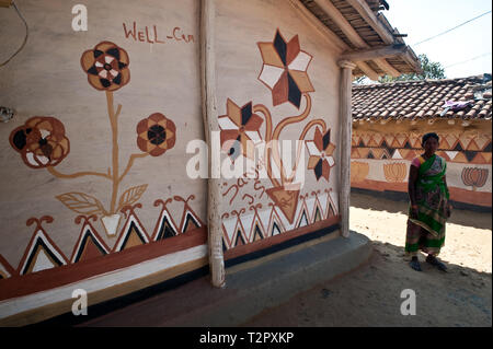 Women from the Santhal tribe ( India Stock Photo - Alamy