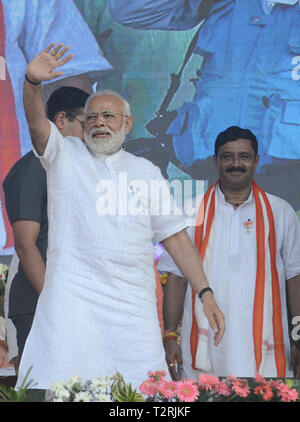 Kolkata, India. 03rd Apr, 2019. Prime Minister Narendra Modi address ...