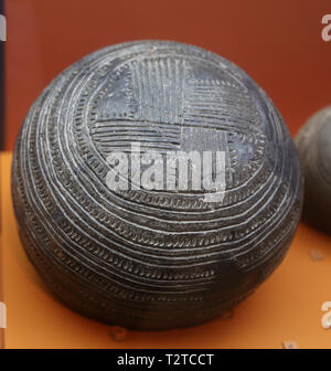 Bell- Beaker culture. Bronze Age. 2900-1800 BC. Beaker pottery. Vessel ...