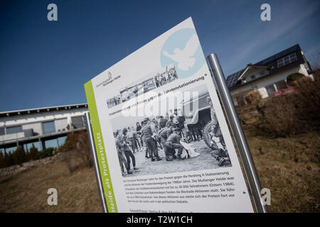 Mutlangen, Germany. 28th Feb, 2019. A bunker stands at the edge of the ...