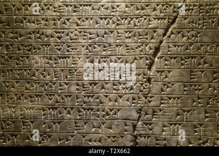 Assyrian Reliefs at the Vatican museum, Inscription of Sargon II(721 ...
