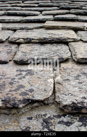 Shale roof tiles Stock Photo - Alamy