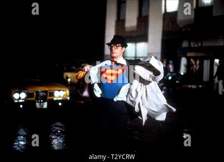 SUPERMAN 1978 Warner Bros film with Christopher Reeve Stock Photo - Alamy