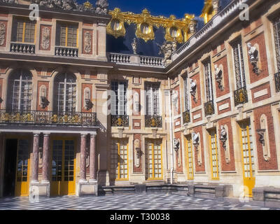 Marble Courtyard in the Palace of Versailles [ Chateau de Versailles ...