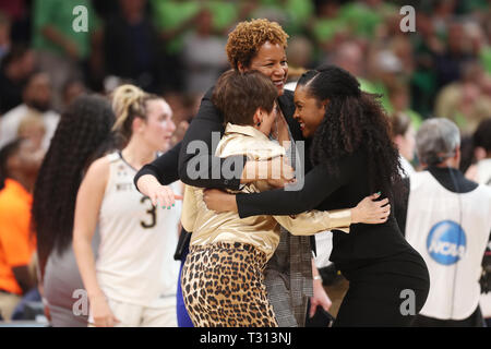 Notre Dame head coach Niele Ivey shouts to her team during the second half of an NCAA college ...