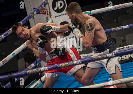 Lewis Syrett vs Danail Stoyanov. Syrett wins the Middleweight fight 40 ...