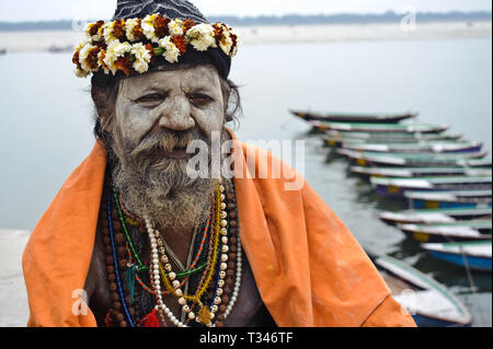 Hindu ascetic ("sadhu") from the Naga sect ( India Stock Photo - Alamy